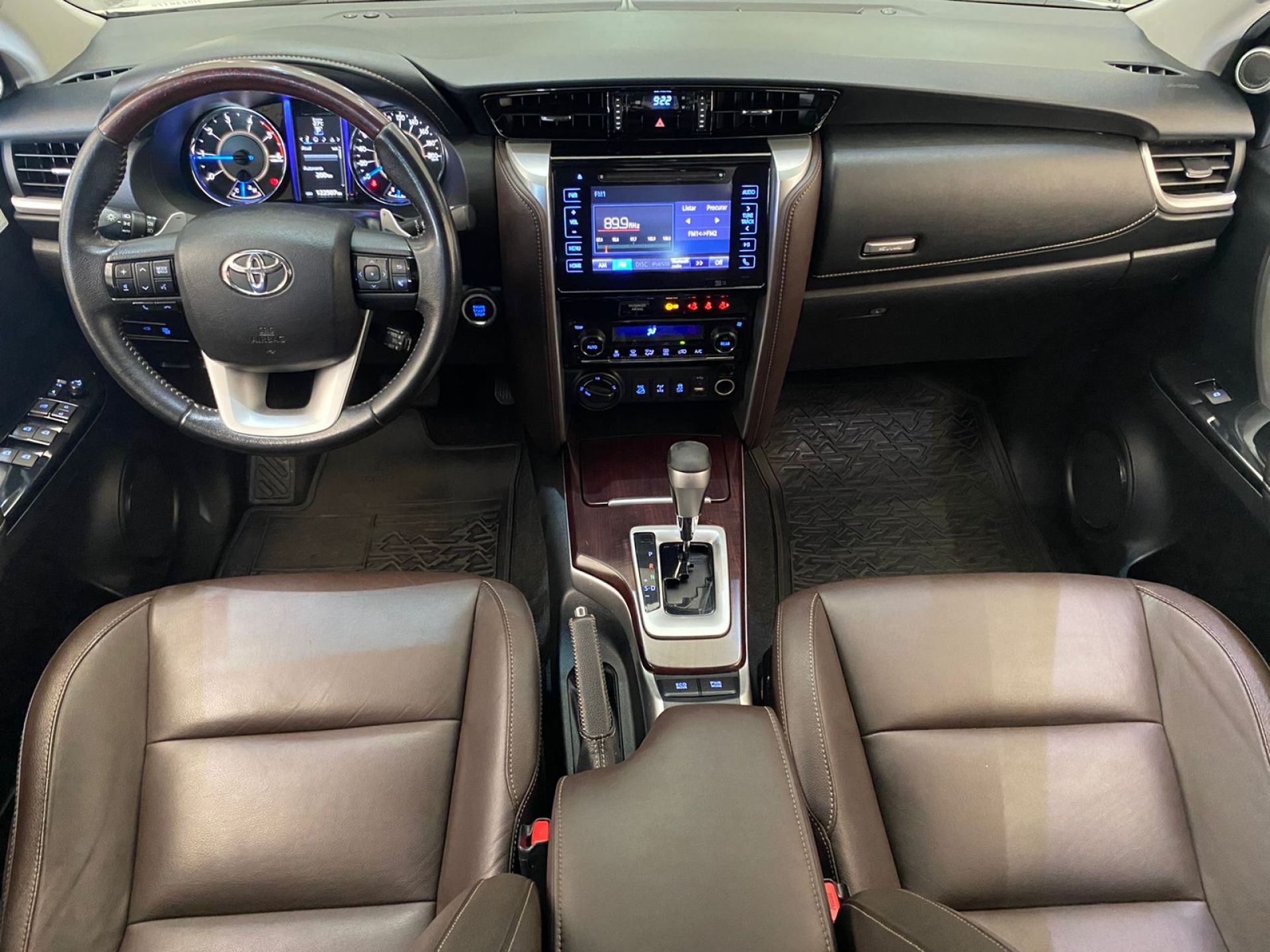 Hilux SW4 SRX 2017 - Thomé Motors