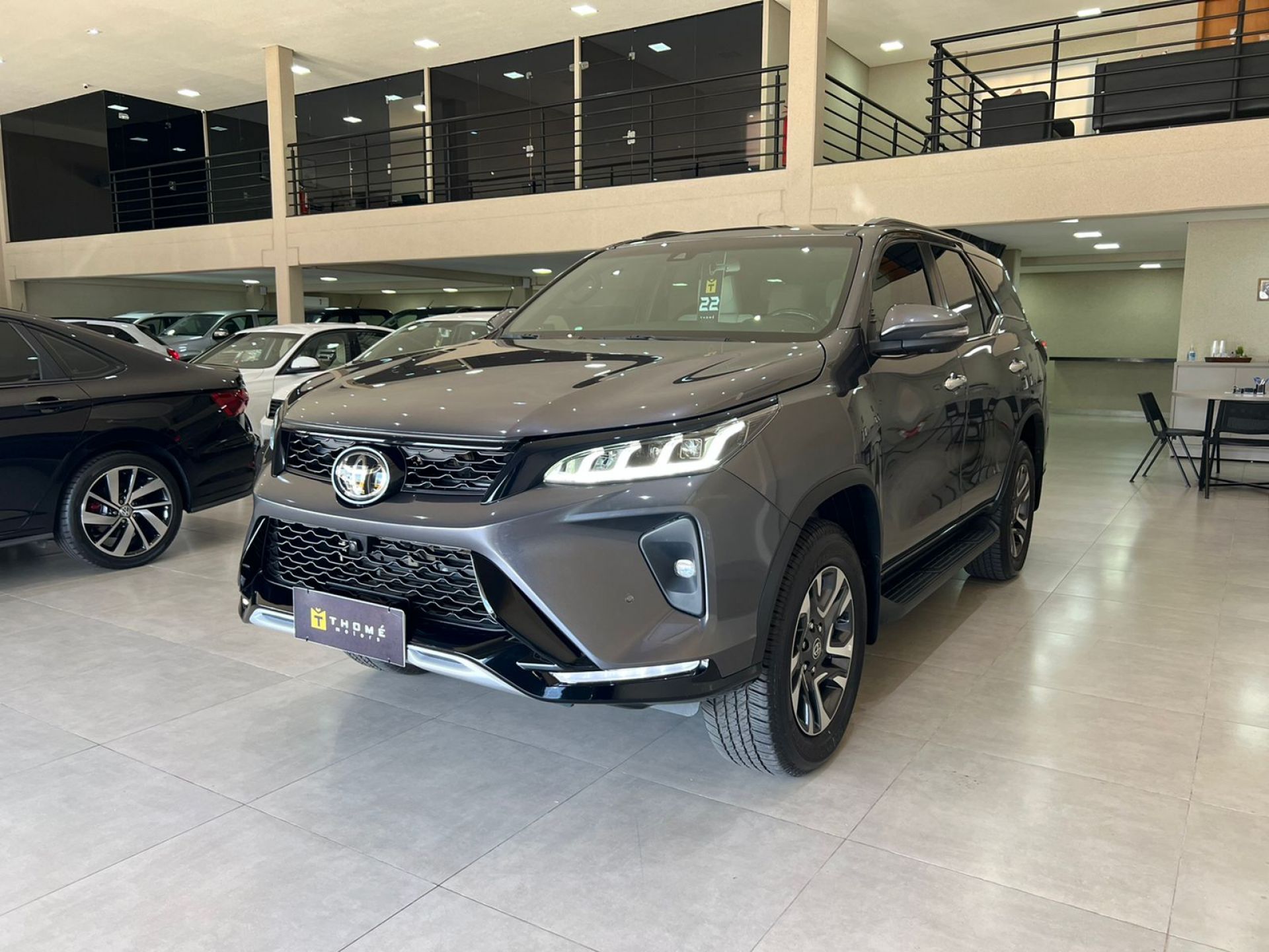 Hilux SW4 Diamond 2022 - Thomé Motors